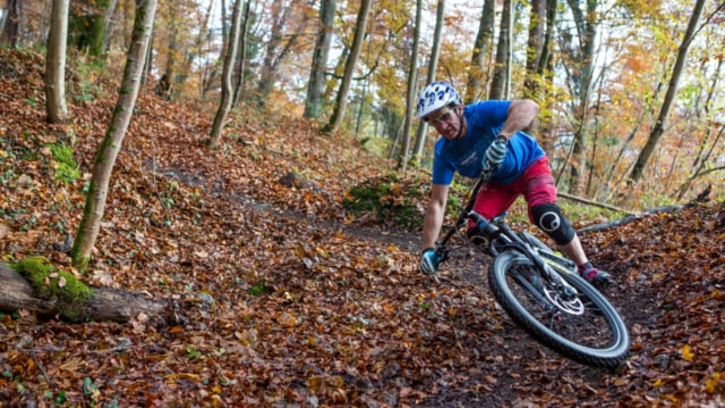 Mountainbike Fahrtechnik: Kurventechnik - binbiken.de
