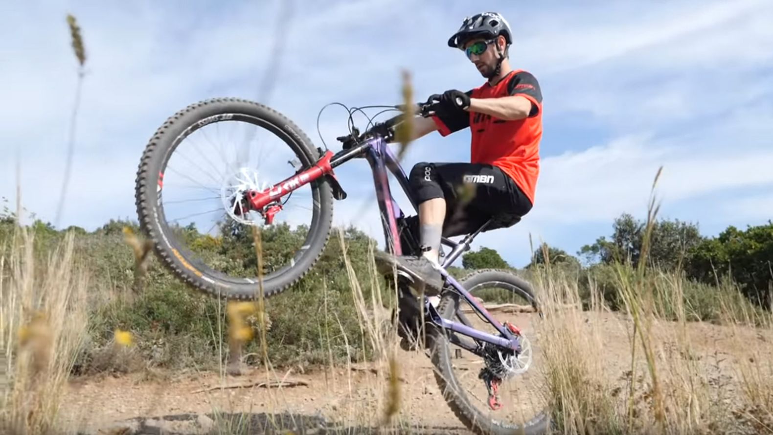 How to Wheelie on a Mountainbike - MTB Fahrtechnik - binbiken.de